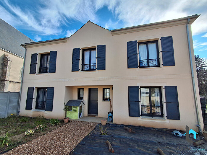 Maison à vendre - Bailleau-le-Pin - 7 pièces - 5 chambres