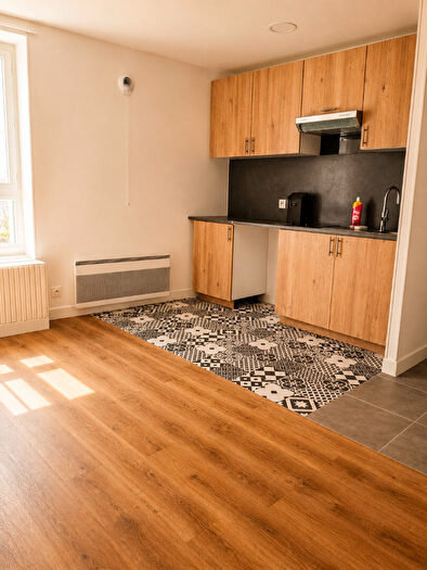 Nemours, Centre-ville - Appartement 1 pièce à louer