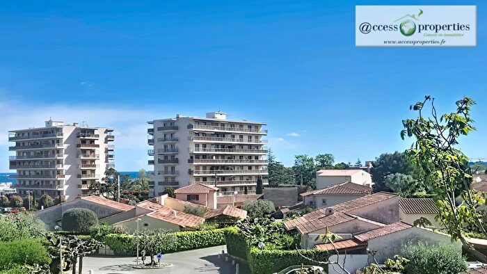 Appartement à vendre - Antibes, Rastines, Super Antibes, Laval, La Fontonne - 3 pièces - 2 chambres