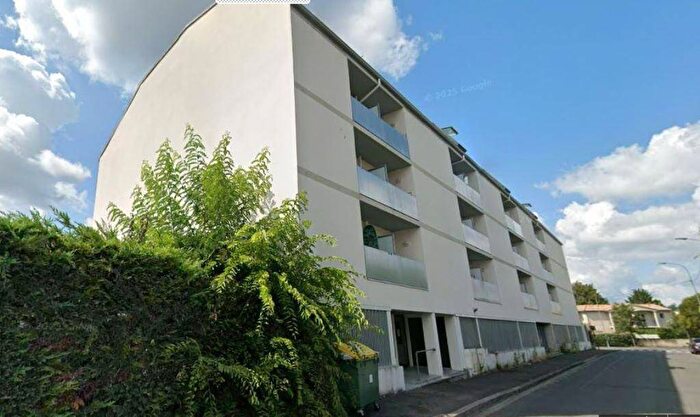 Appartement à louer - Clémenceau-Pontac-Sallegourde-Pont de Langon, Villenave-dOrnon - 1 pièce