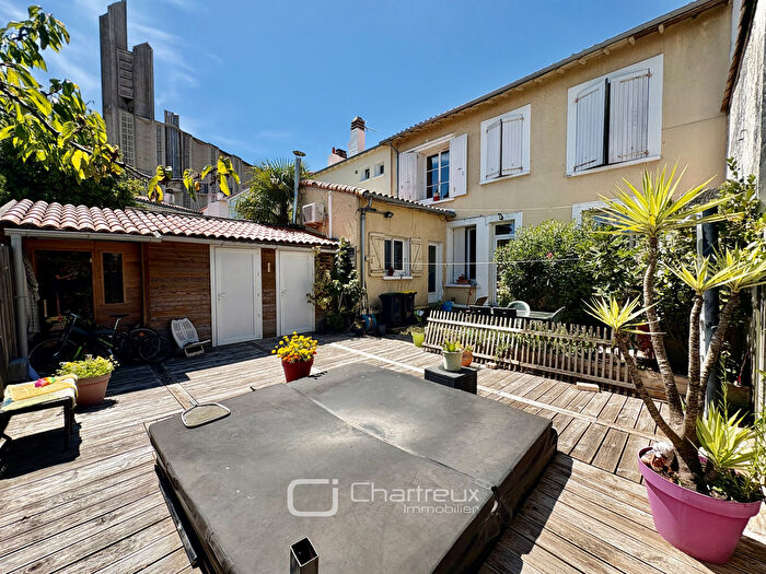 Maison à vendre - Royan, Centre-ville - 5 pièces - 4 chambres