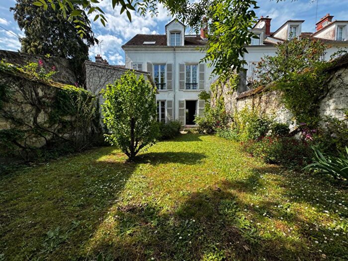 Maison 9 pièces à vendre - Fontainebleau, Centre-ville