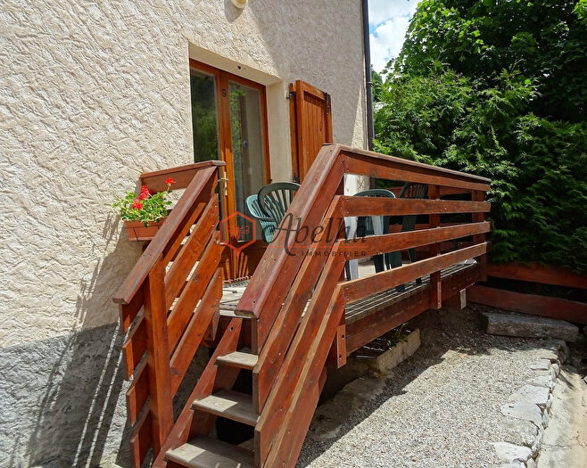 Appartement à louer - La Chapelle-en-Valgaudémar - 2 pièces - 1 chambre
