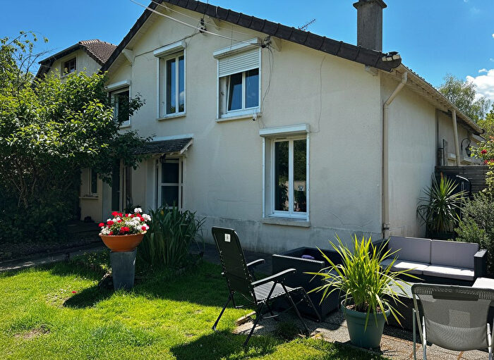 Bois-le-Roi : Maison 6 pièces à vendre