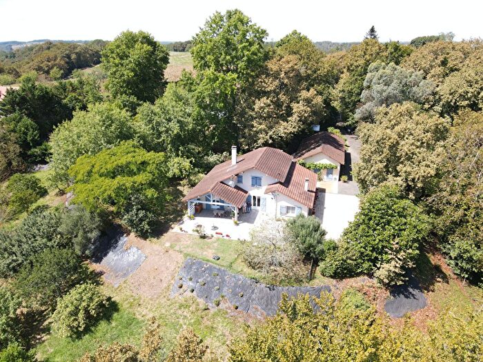 Maison 6 pièces à Baigts-de-Béarn, à vendre