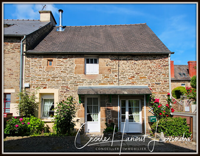 Maison 2 pièces à vendre à Pleine-Fougères