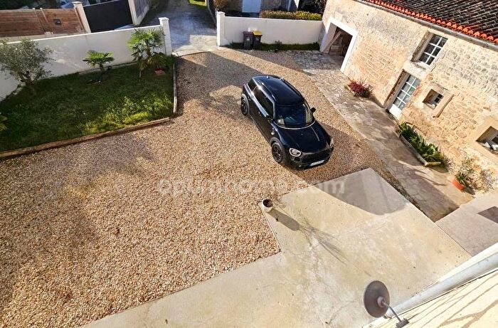 Maison à vendre - Soyaux - 6 pièces - 2 chambres