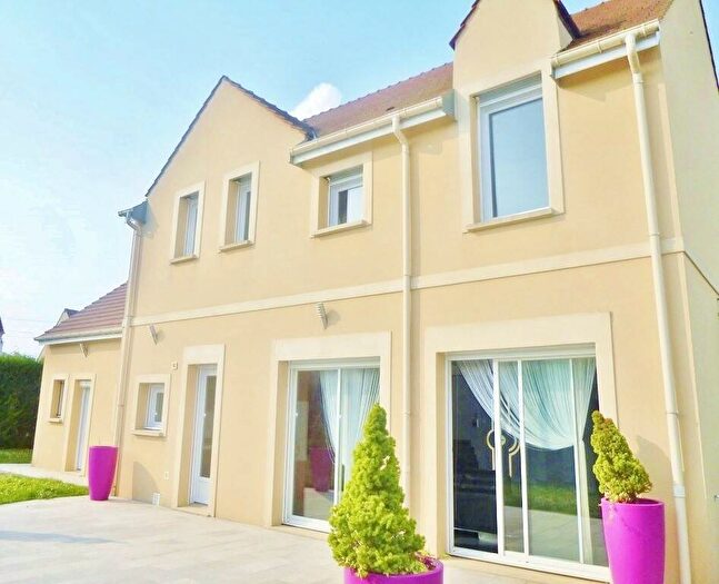 Maison 6 pièces à louer à Osny