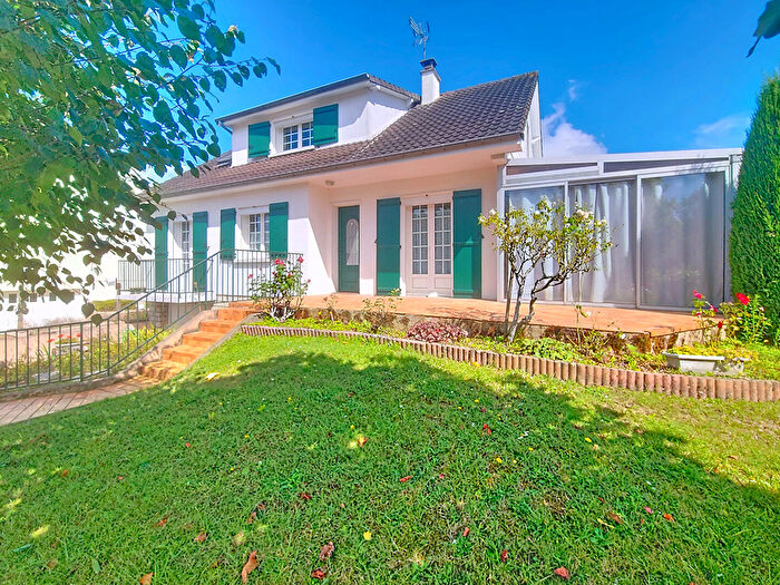 Maison à vendre - Morancez - 7 pièces - 5 chambres