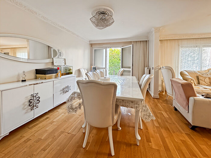 Appartement à vendre - Rosny-sous-Bois, La Bossière - 6 pièces - 4 chambres