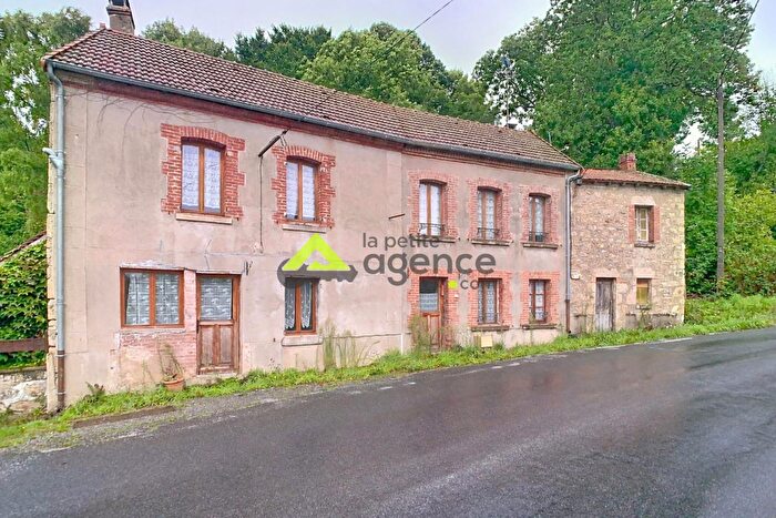 Maison à vendre - Chavanat - 6 pièces - 3 chambres
