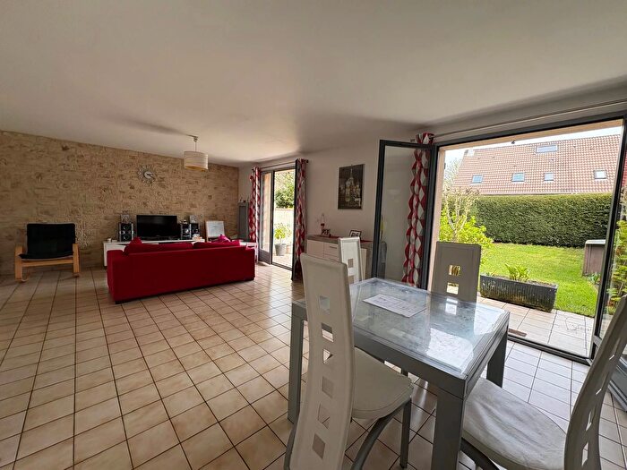 Maison à vendre - Plaisir, Aqueduc - 5 pièces - 3 chambres