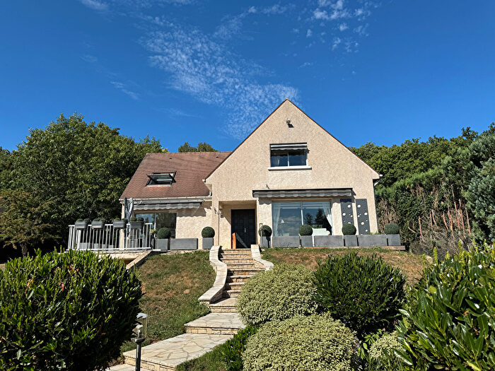 Maison à vendre - Les Mesnuls - 7 pièces - 5 chambres