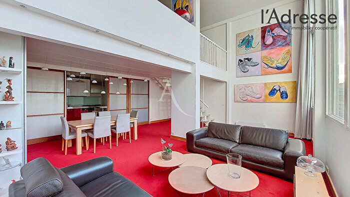 Appartement à vendre - Courbevoie, Gambetta, La Défense - 6 pièces - 3 chambres