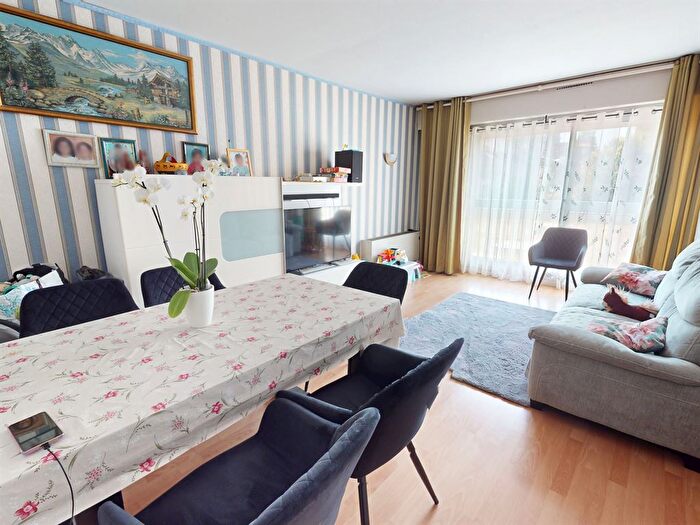 Clamart, Gare : Appartement 4 pièces à vendre