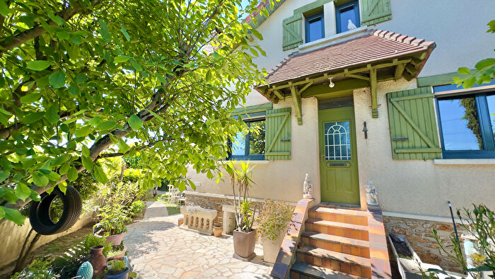 Maison 6 pièces à Athis-Mons, Le Noyer Renard, à vendre