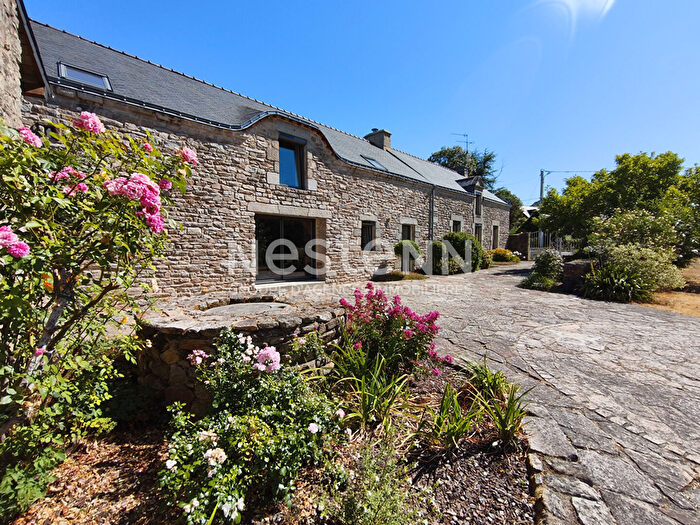 Maison 6 pièces à vendre à Saint-Nolff