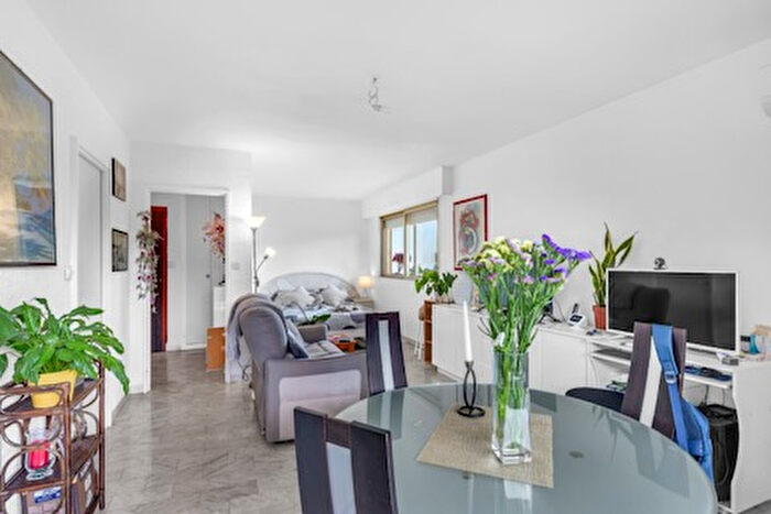 Appartement à vendre - Vallauris, Golfe Juan, Vieux Port - 1 pièce