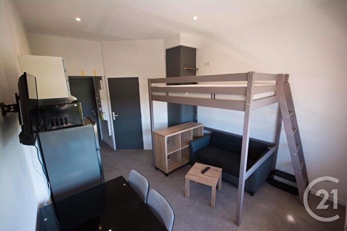 Appartement à louer - Montbéliard, Faubourg, Mont-Chevis, Chiffogne, Citadelle - 1 pièce