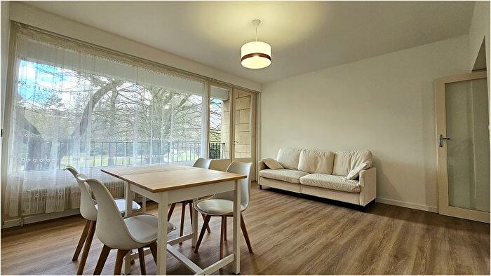 Appartement à louer - Lille, Saint-Maurice, Pellevoisin - 3 pièces - 2 chambres