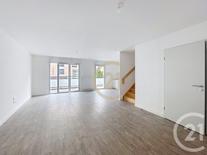Jouy-le-Moutier, Bourseaux, Noyer, Eguérets, Temps-Perdu : Appartement 5 pièces à vendre