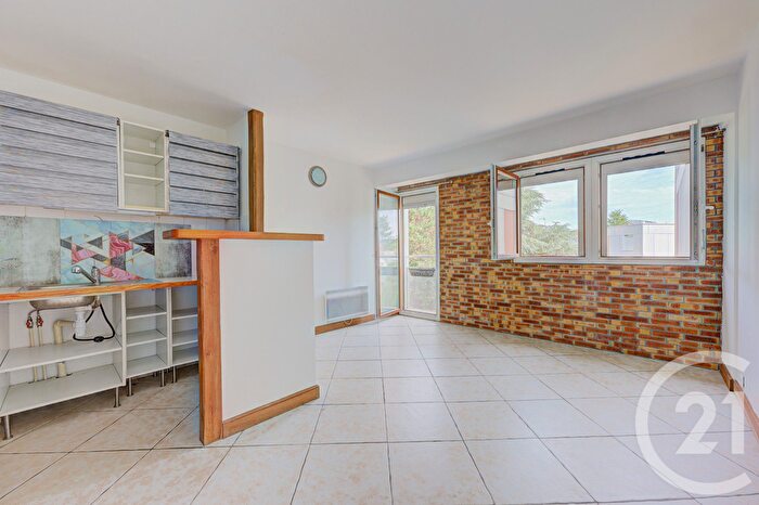 Appartement 1 pièce à Boussy-Saint-Antoine, à vendre