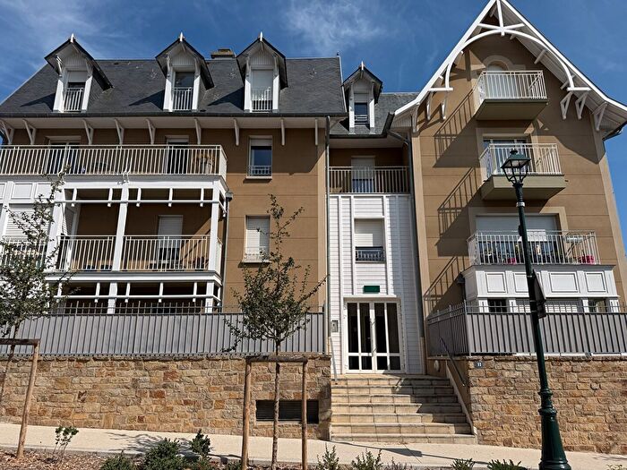 Dinard, Centre-ville, Plage de l'Ecluse, Pointe du Moulinet - Appartement 3 pièces à vendre