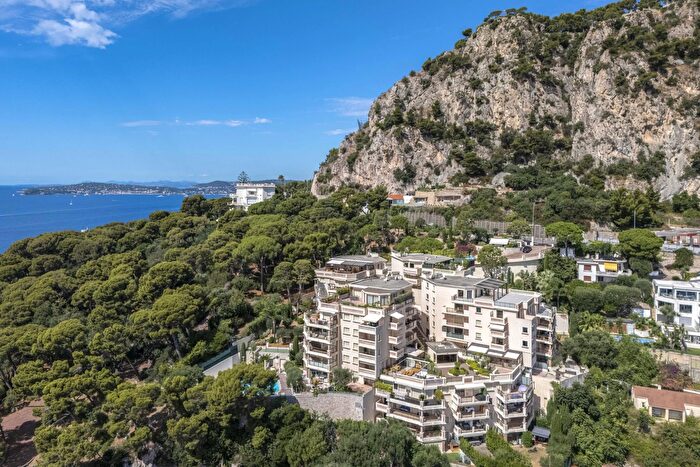Cap-d'Ail : Appartement 4 pièces à vendre