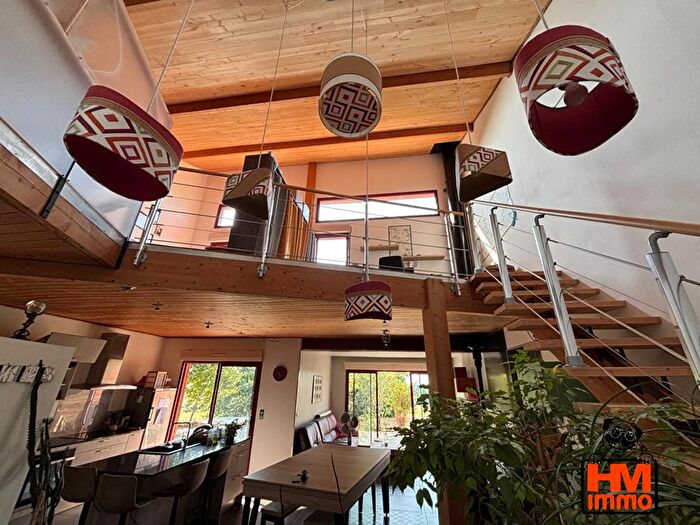 Maison à vendre - Saint-Yrieix-la-Perche - 5 pièces - 3 chambres