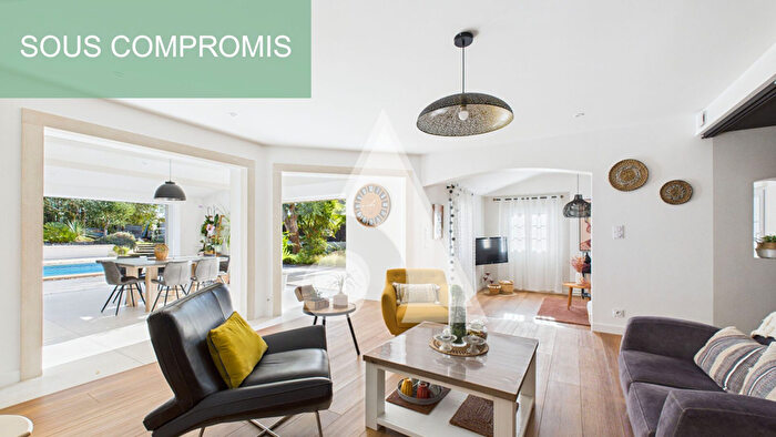 Maison à vendre - La Ferrière - 7 pièces - 4 chambres