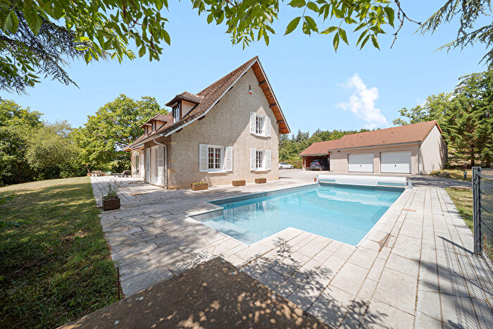 Givry : Maison 8 pièces à vendre