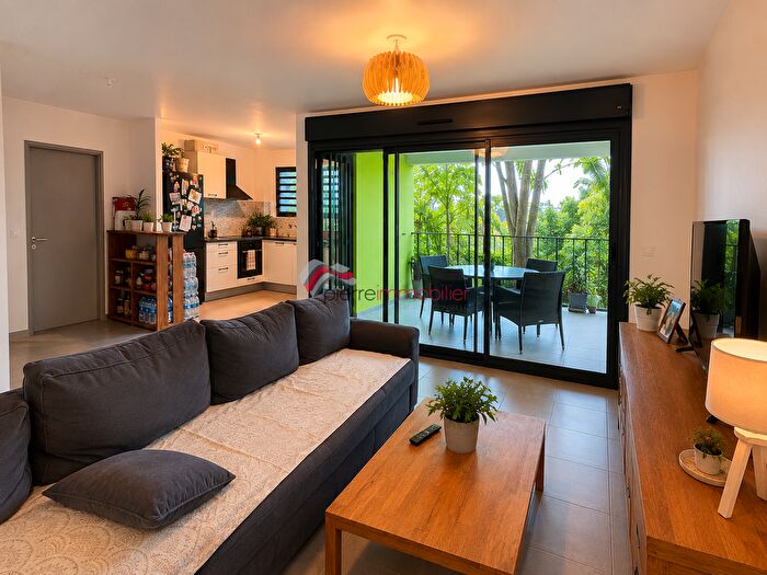 Les Avirons, Centre-ville, Bois de Nèfles, Le Ruisseau : Appartement 3 pièces à vendre