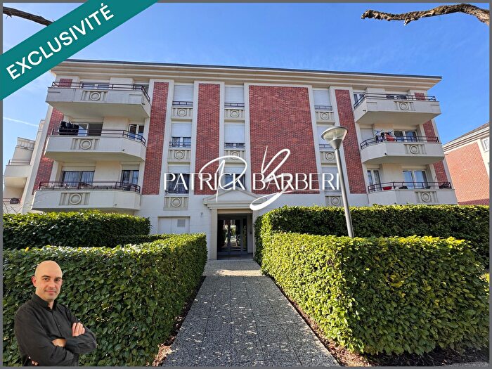 Appartement à vendre - Cergy, Axe Majeur, Horloge - 3 pièces - 2 chambres
