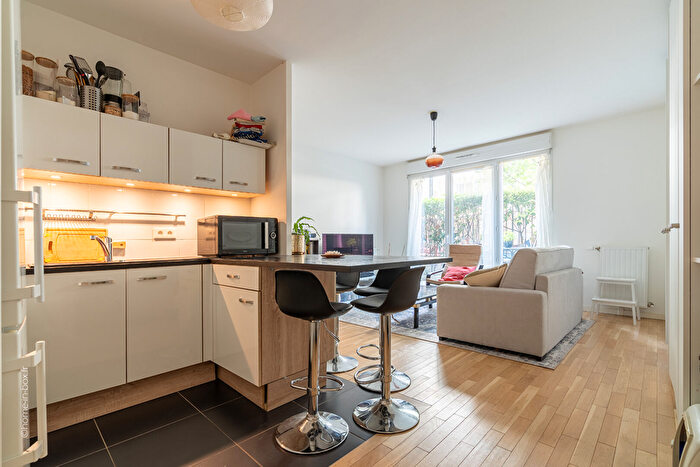 Appartement 3 pièces à Noisy-le-Grand, Centre-ville, à vendre