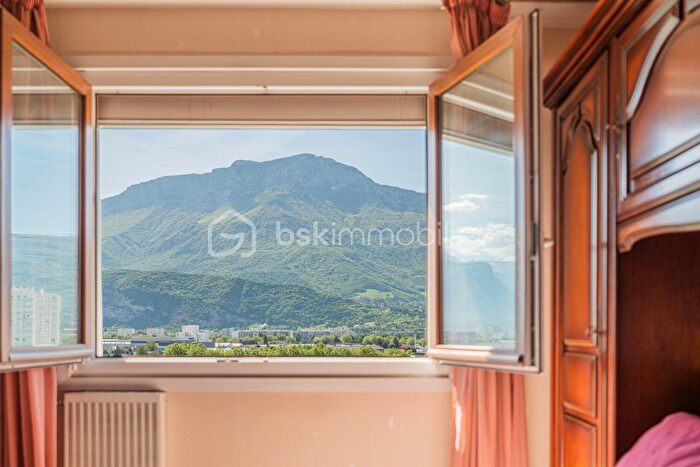 Appartement 4 pièces à vendre à Échirolles, Villeneuve
