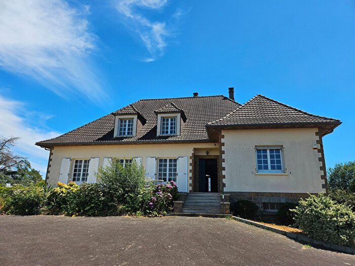 Le Teilleul - Maison 9 pièces à vendre