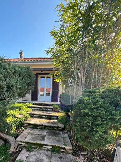 Maison à vendre - Ribérac - 4 pièces - 3 chambres