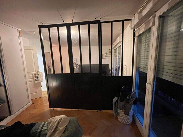 Appartement à louer - Duflos-Geraldy, Bois-Colombes - 1 pièce