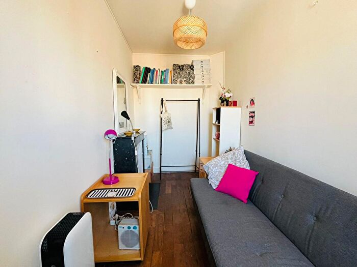Appartement 1 pièce à Paris 8ème, Mairie, à vendre