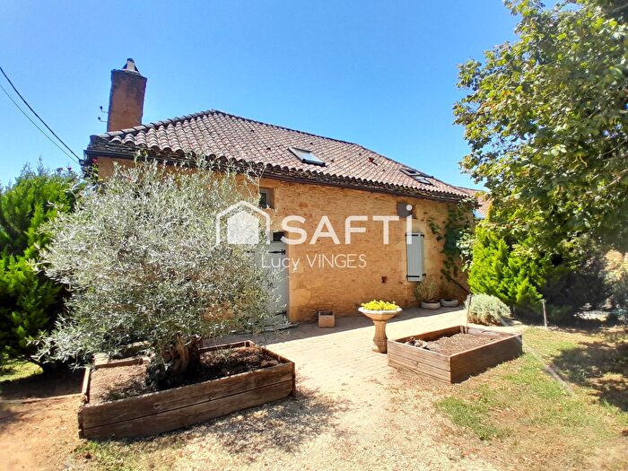 Maison à vendre - Besse - 6 pièces - 3 chambres