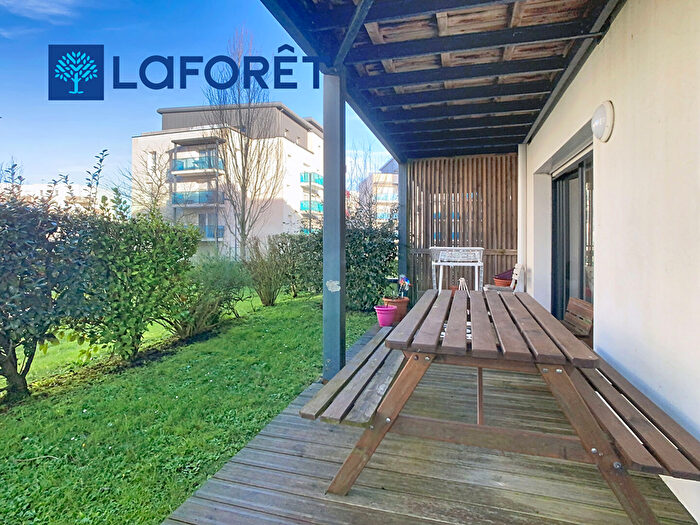 Appartement à vendre - Hennebont, Centre-ville, Kerbihan, La Grange, Kerlano - 2 pièces - 1 chambre