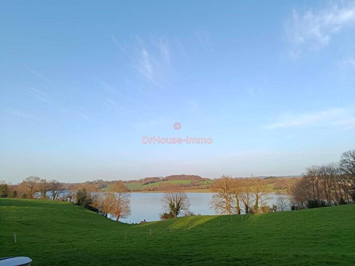 Maison à louer - Saint-Fraimbault-de-Prières - 5 pièces - 3 chambres