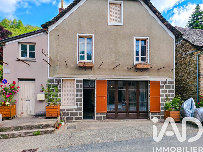 Saint-Parthem : Maison 4 pièces à vendre