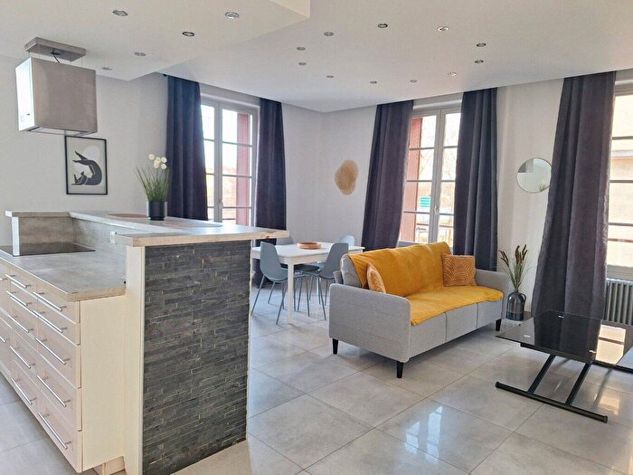 Appartement 3 pièces à Palais de Justice-Saint Eusebe-Pont, Auxerre, à louer