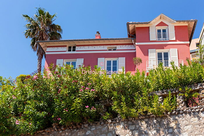 Maison 7 pièces à Cap-d'Ail, à vendre