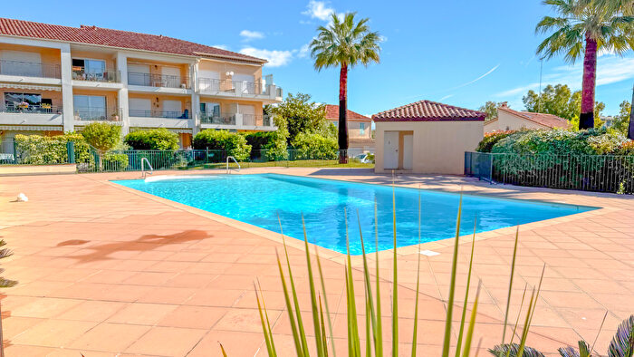 Antibes, Rastines, Super Antibes, Laval, La Fontonne : Appartement 3 pièces à vendre