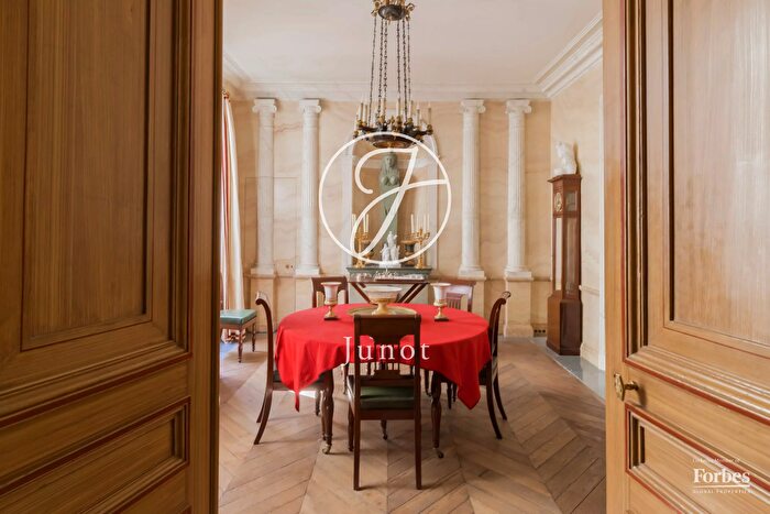 Appartement 5 pièces à Paris 1er, Vendôme, à vendre