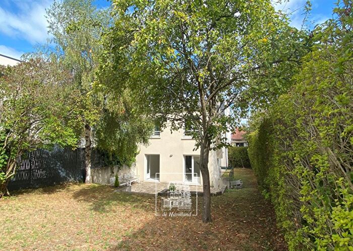 Maison à louer - Saint-Cloud - 7 pièces - 5 chambres