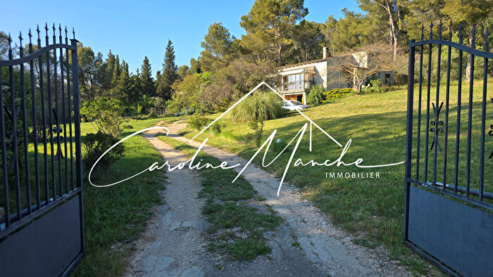 Maison 4 pièces à Ventabren, à vendre