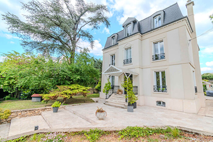 Maison à vendre - Montmorency, Centre Montmorency - 11 pièces - 6 chambres